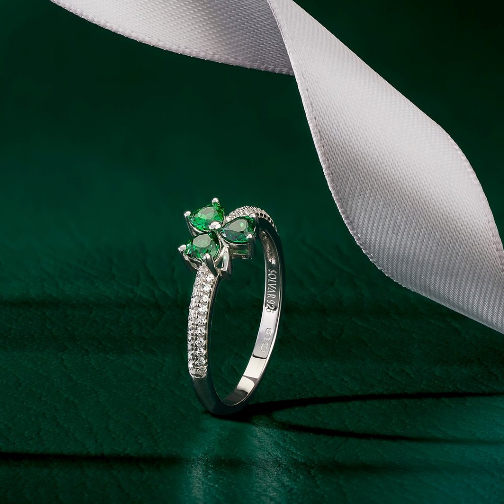 Celtic Green Cubic Zirconia Shamrock Ring - Solvar - Fallers.com ...